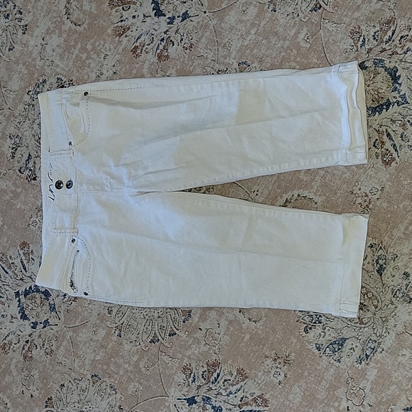 INC International Concepts | Jeans | Inc Denim White Stretch Capri ...